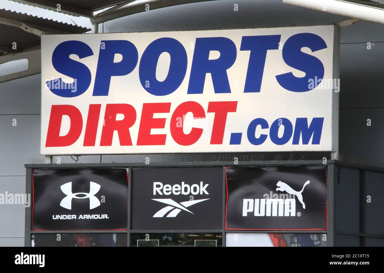 Sports Direct logo seen at one of their branches Stock Photo - Alamy