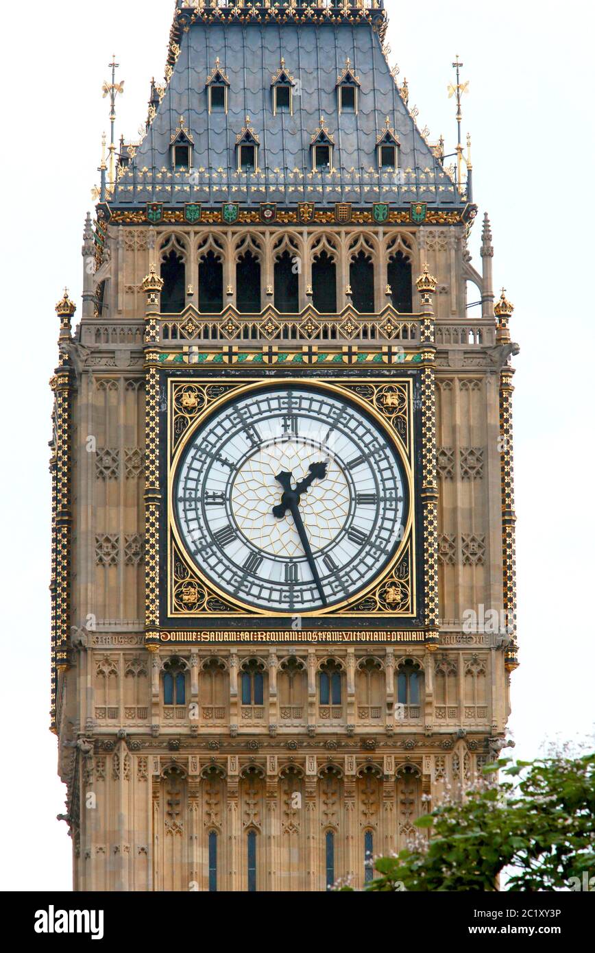 The World famous Big Ben at the Houses of Parliament or Palace of ...