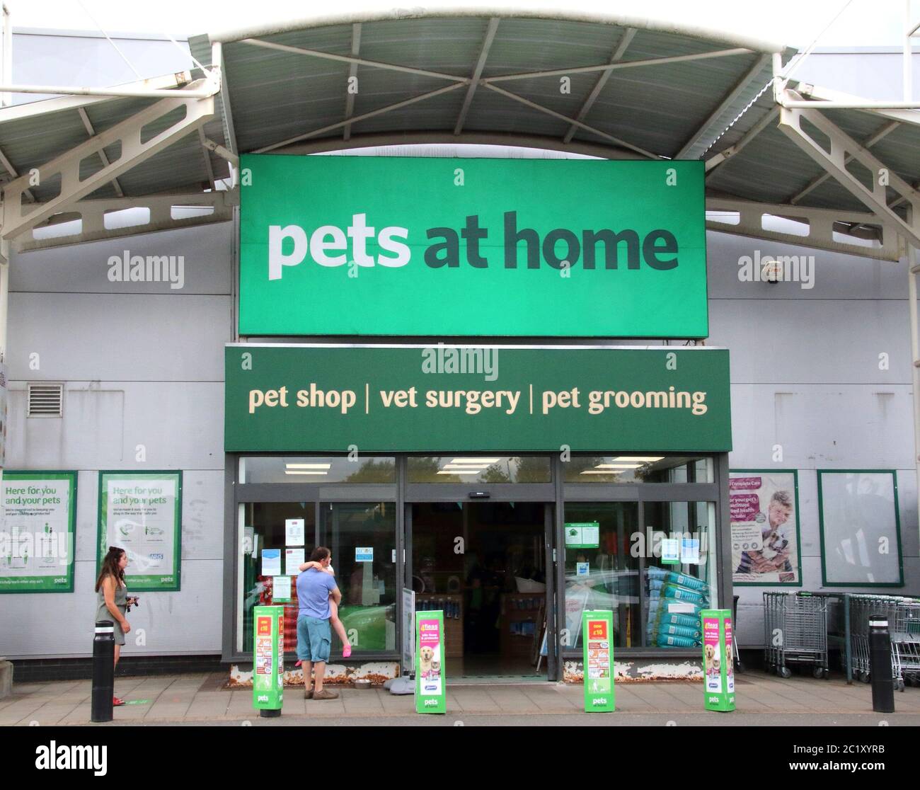 June 15, 2020, London, United Kingdom: Pets at Home store at a retail ...