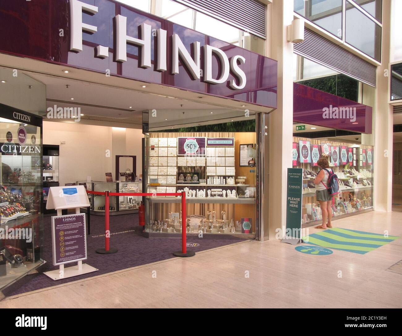 F logos hi-res stock photography and images - Alamy