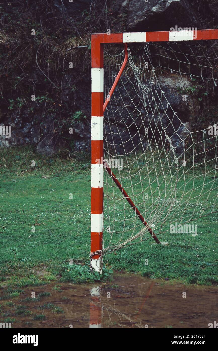 Broken soccer goal hi-res stock photography and images - Alamy