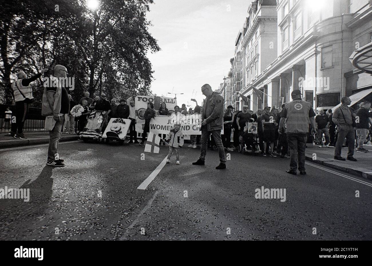 Dad and lads hi-res stock photography and images - Alamy