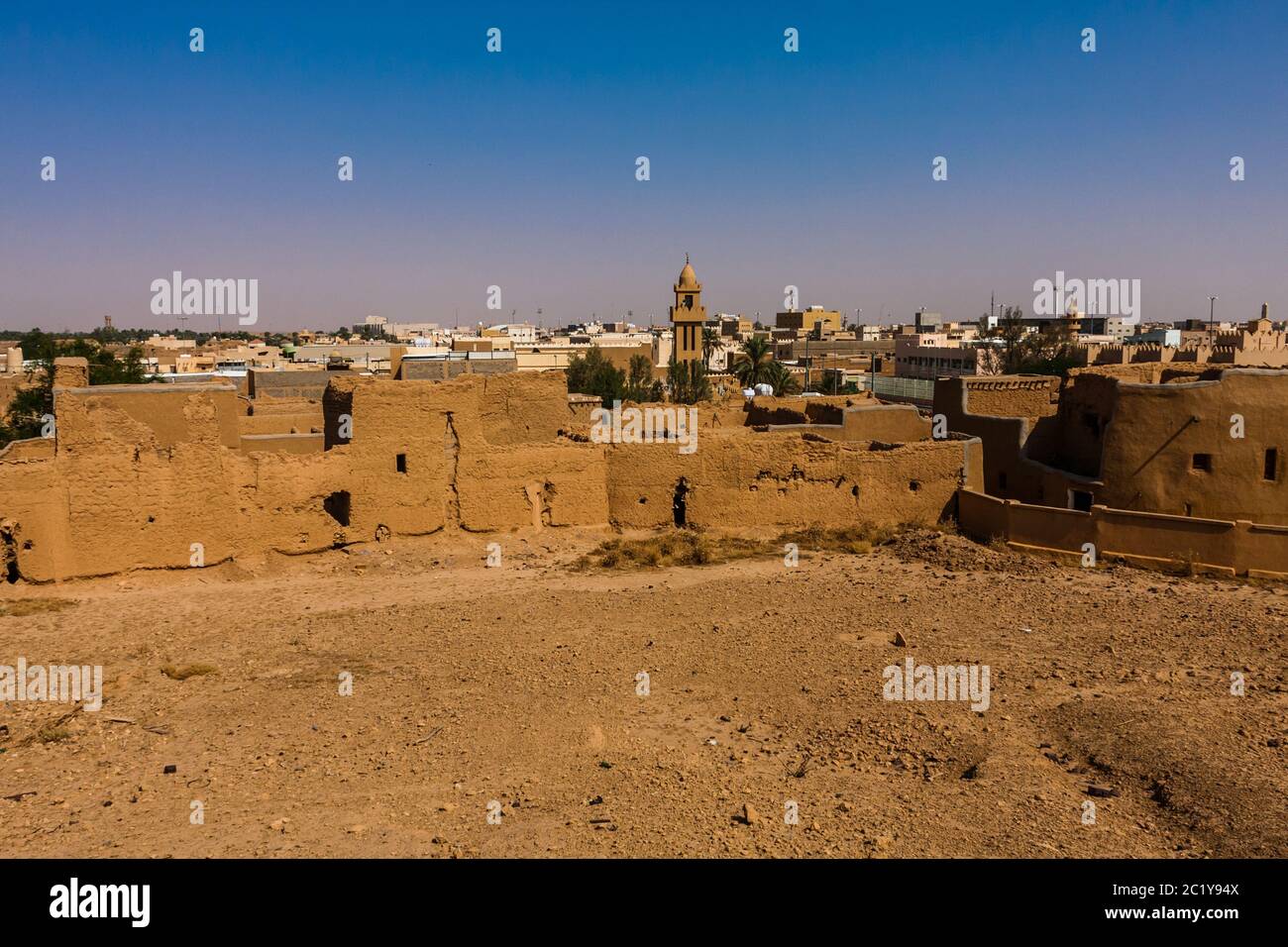 Riyadh saudi arabia aerial hi-res stock photography and images - Alamy
