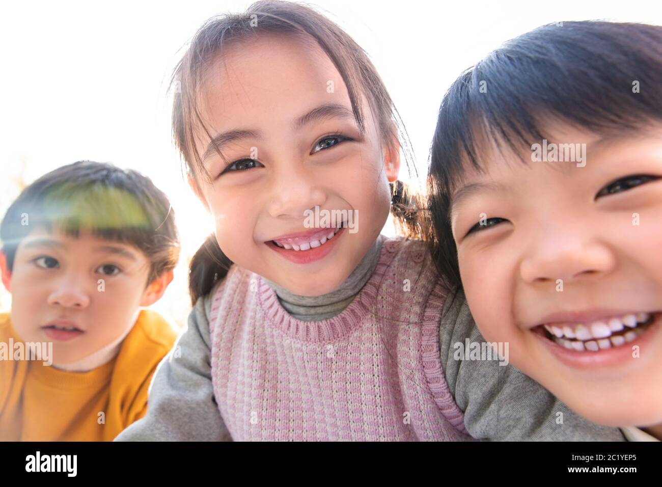 Happy girls and boys hi-res stock photography and images - Alamy