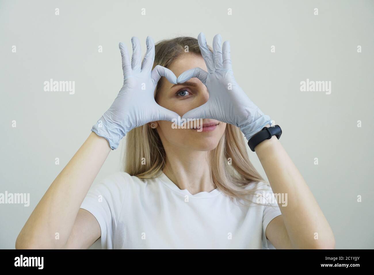 Heart removal hi-res stock photography and images - Alamy