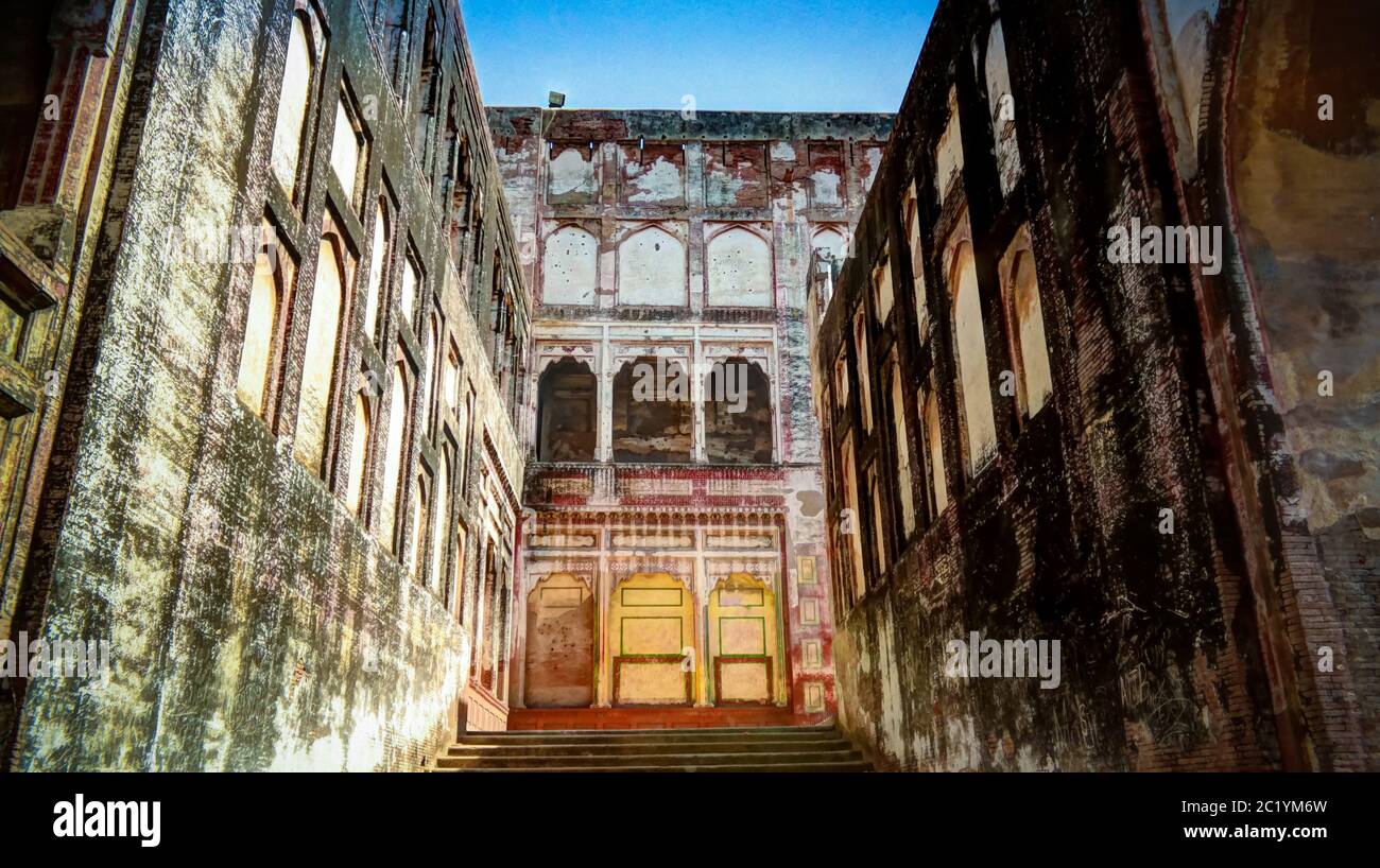 Lahore fort elephant stairs hi-res stock photography and images - Alamy