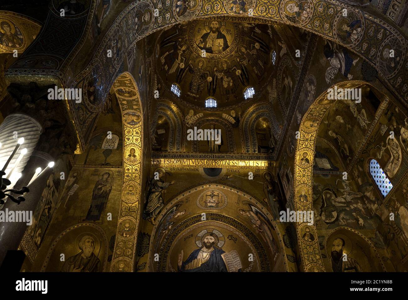 Norman palace hi-res stock photography and images - Alamy