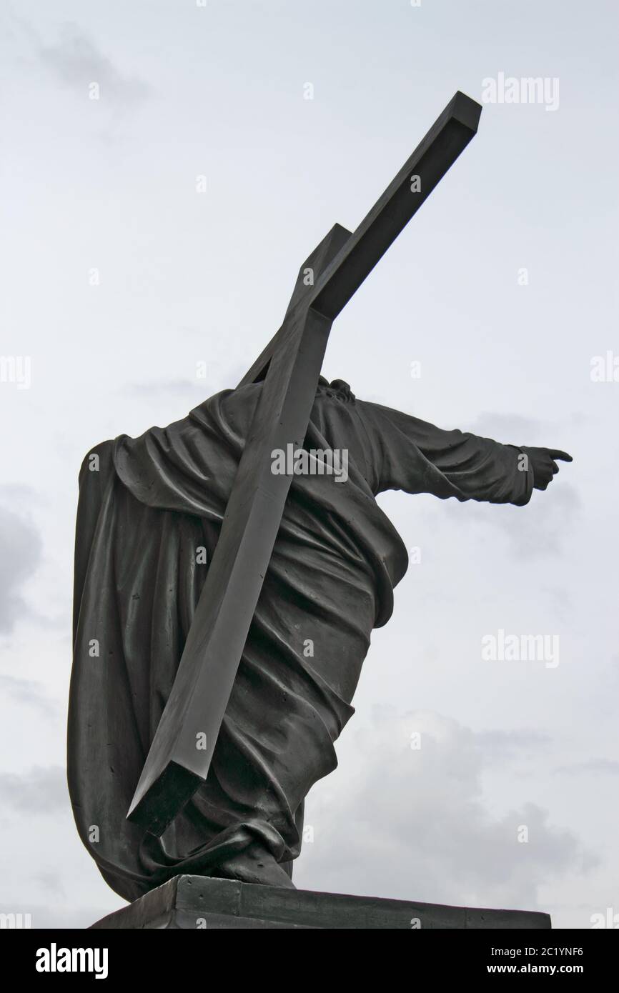 Christ carries cross hi-res stock photography and images - Alamy