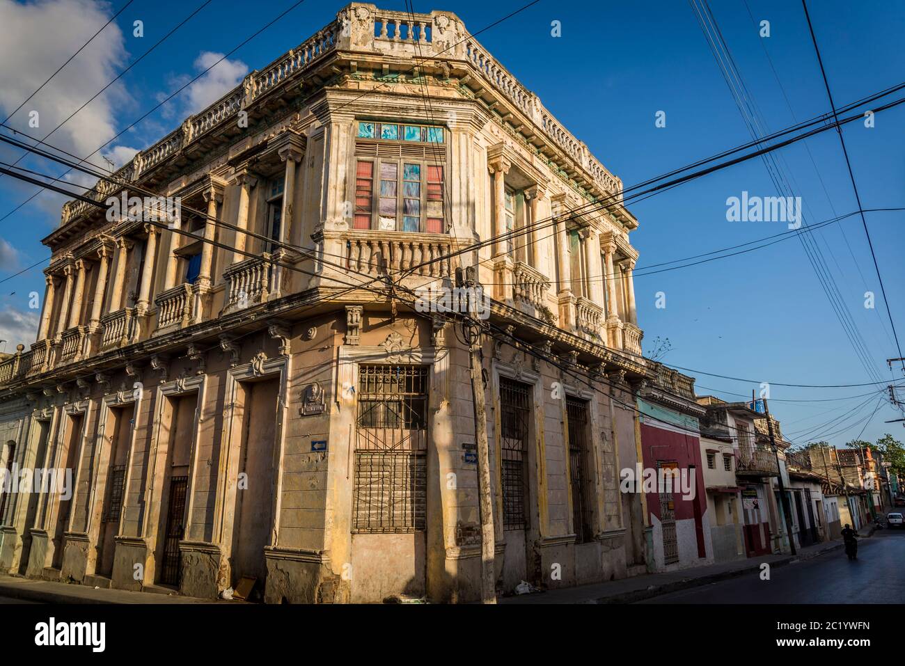 Old historical building in the colonial city centre, Santa Clara, Cuba ...