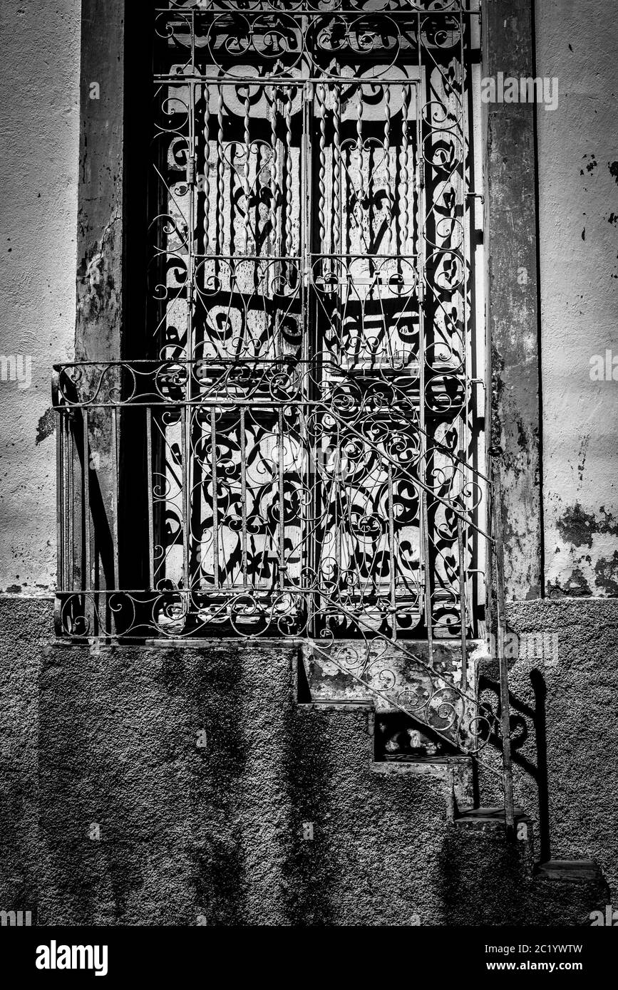 Front built houses Black and White Stock Photos & Images - Alamy