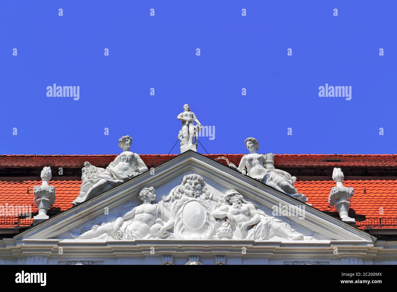 Roof figure hi-res stock photography and images - Alamy
