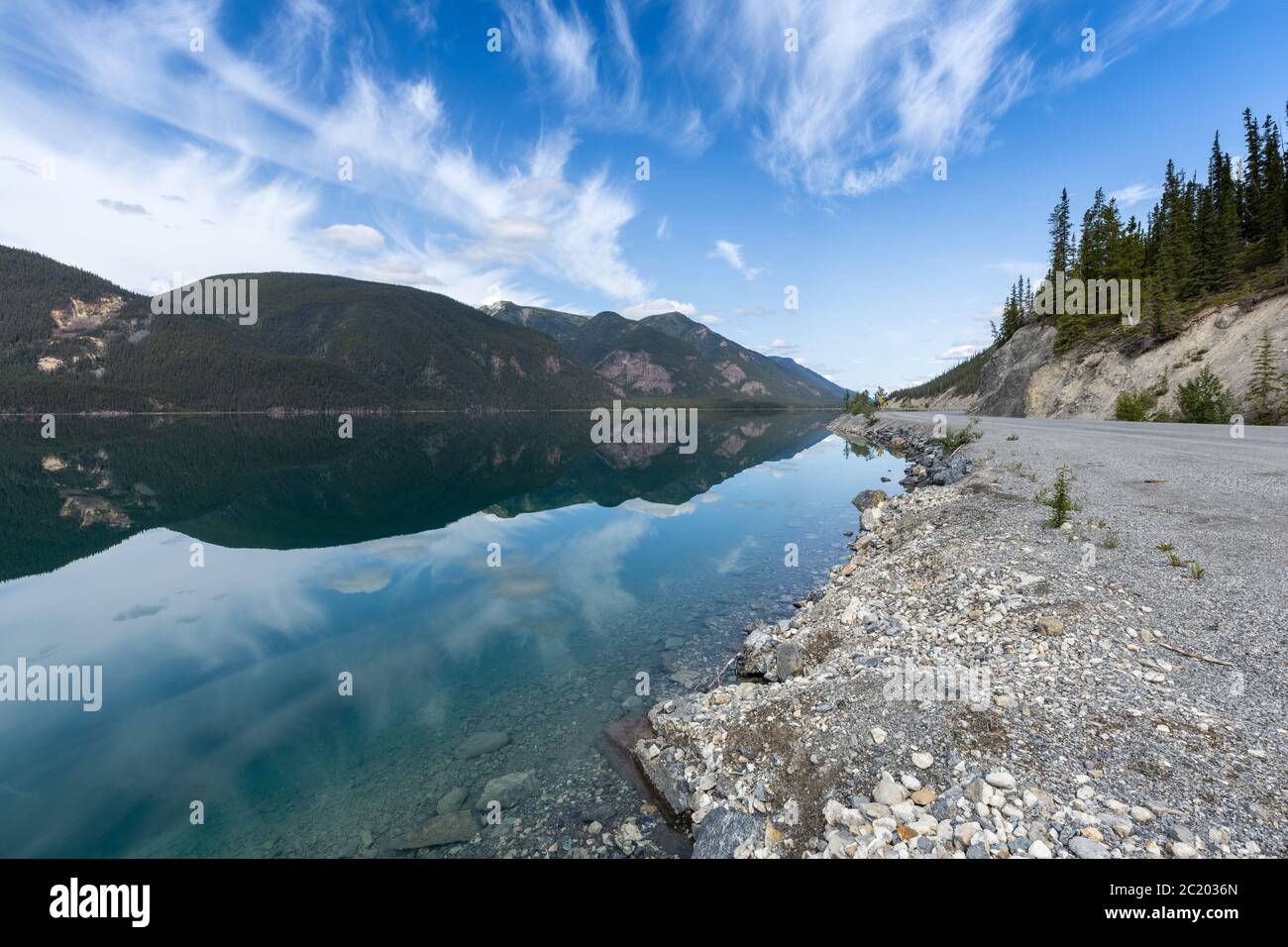 Alaska highway muncho lake hi-res stock photography and images - Alamy