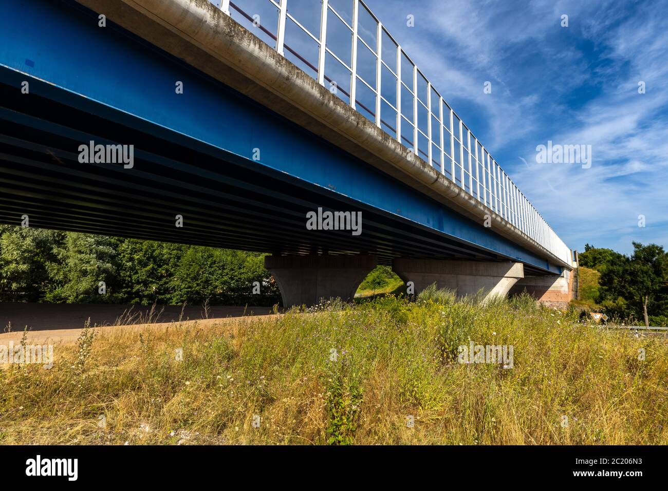 Freeway bridge construction hi-res stock photography and images - Alamy