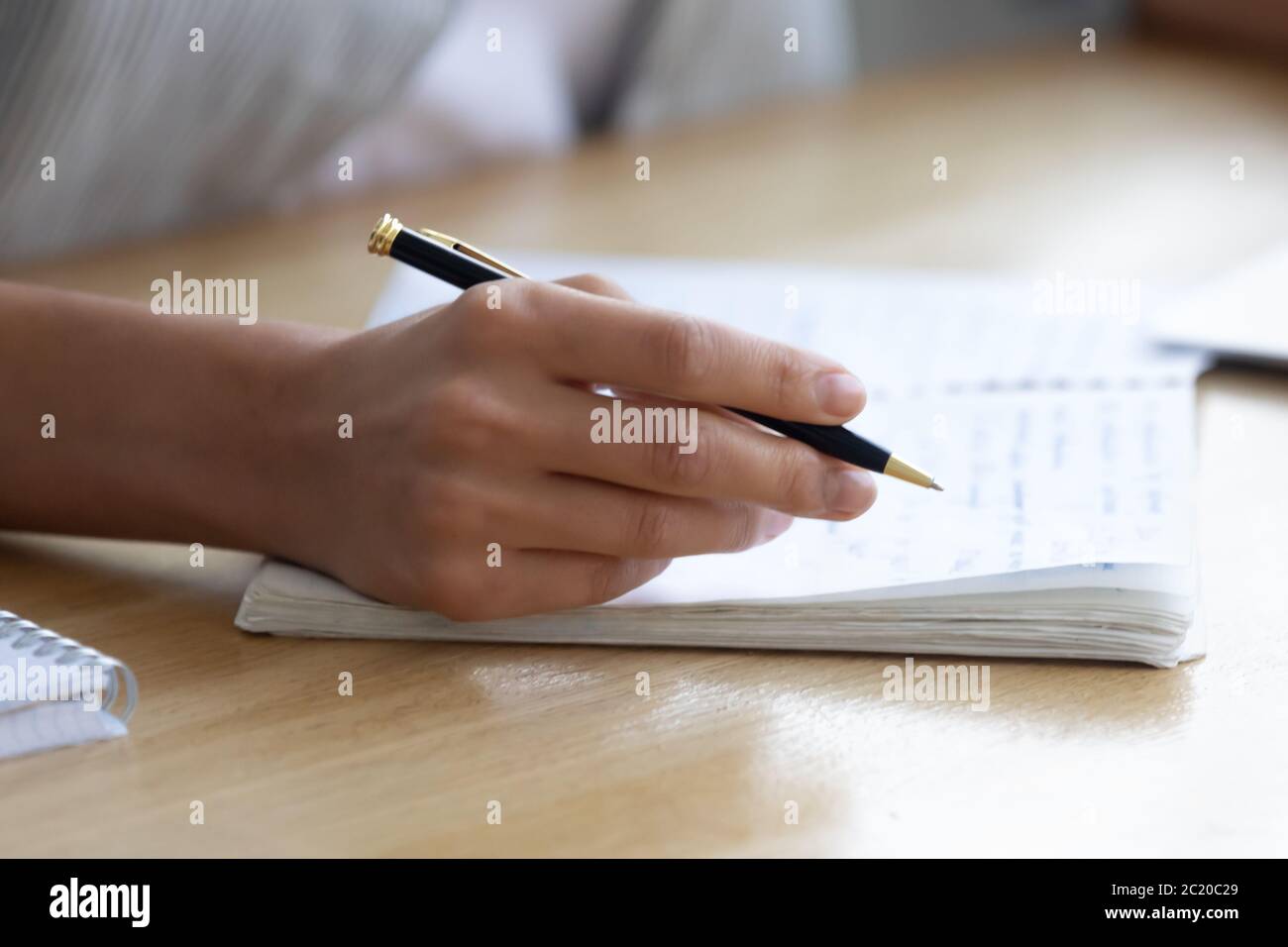 Woman handwriting hi-res stock photography and images - Alamy