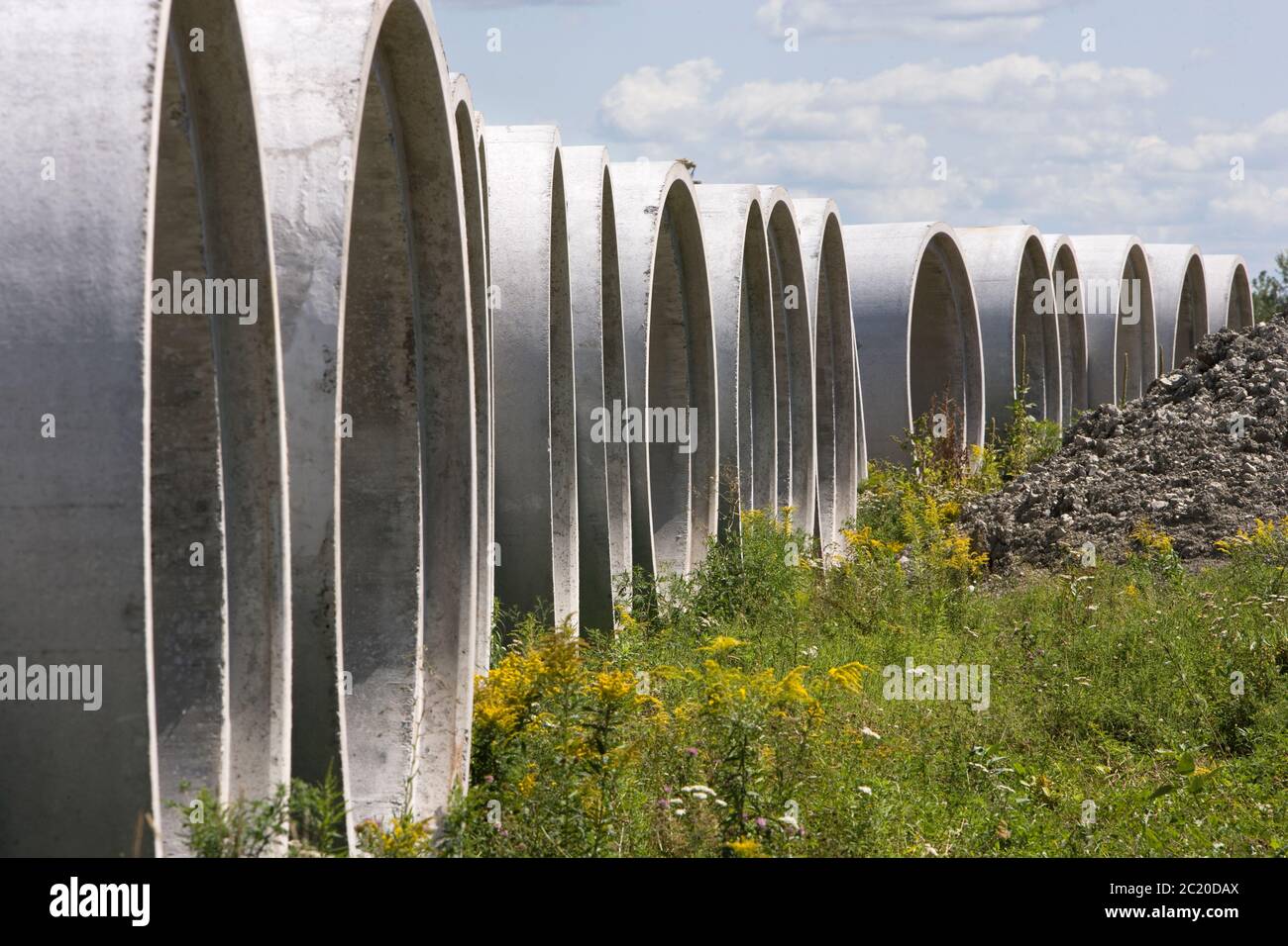 Large storm drain hi-res stock photography and images - Alamy