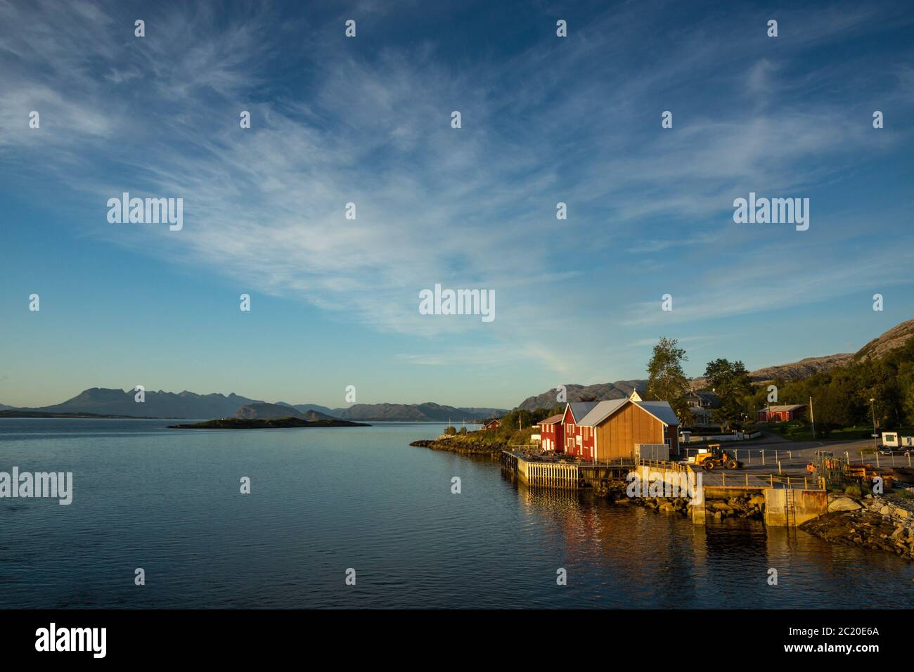 Building harbour hi-res stock photography and images - Alamy