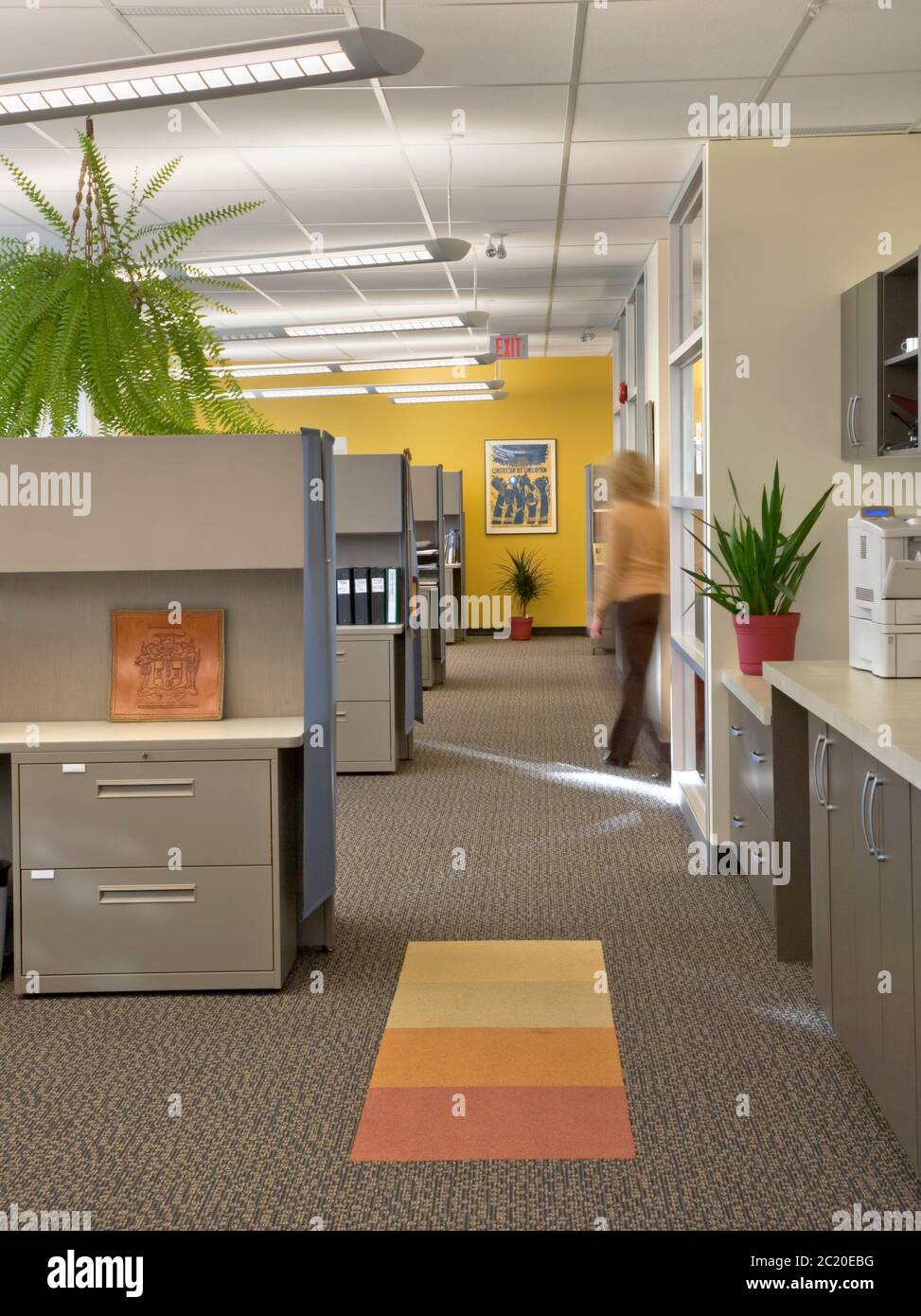 Office cubicle decor hi-res stock photography and images - Alamy