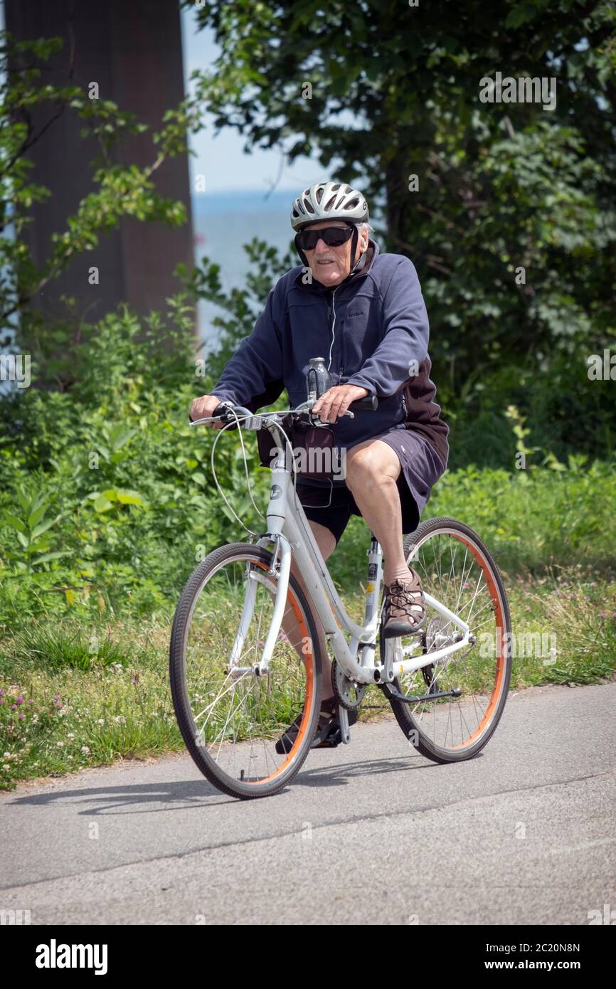 80s nyc hi-res stock photography and images - Alamy