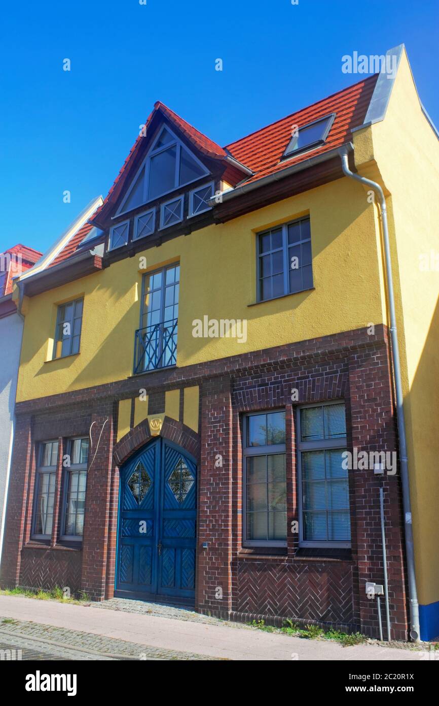 old town house Stock Photo - Alamy