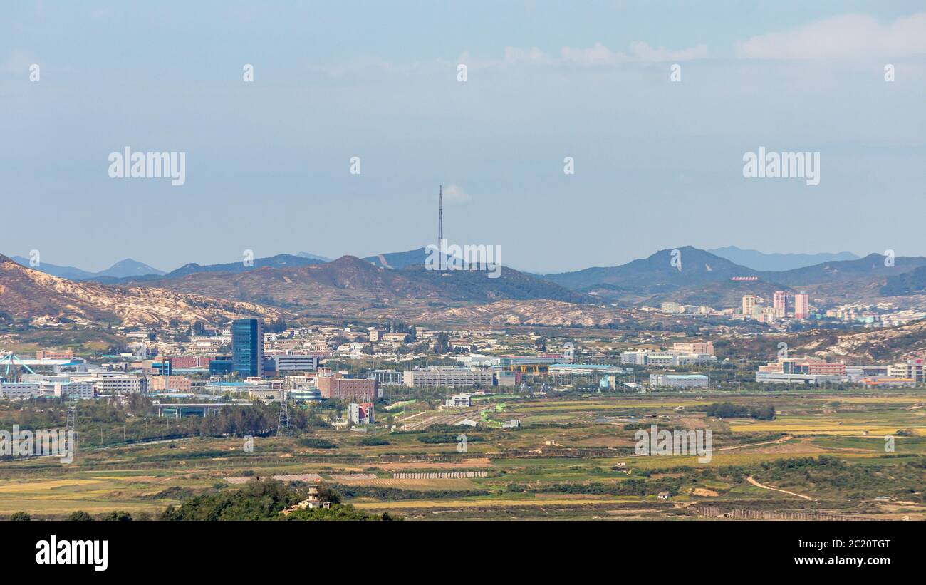 Kaesong border hi-res stock photography and images - Alamy