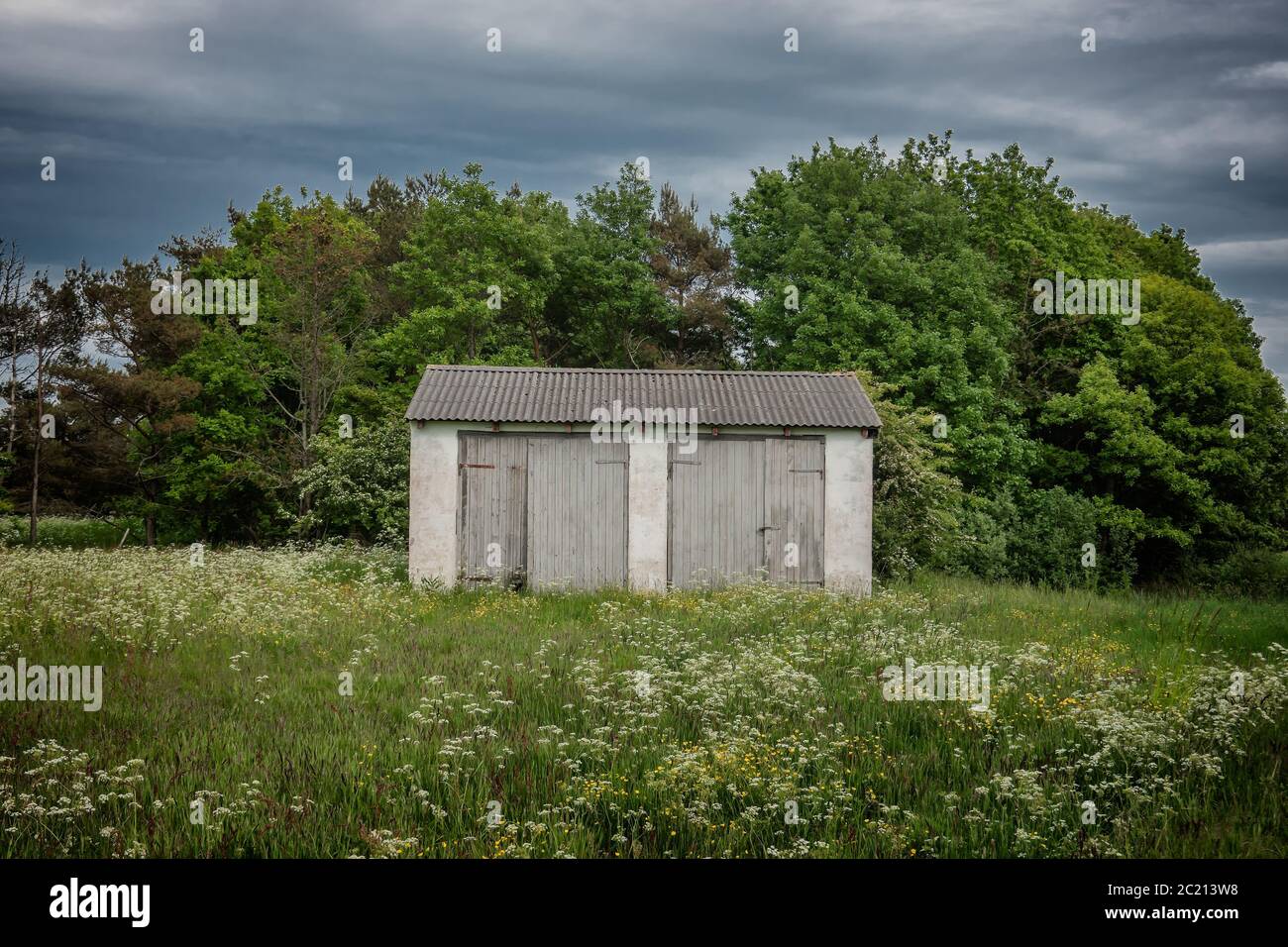 Garage roller shutter hi-res stock photography and images - Alamy