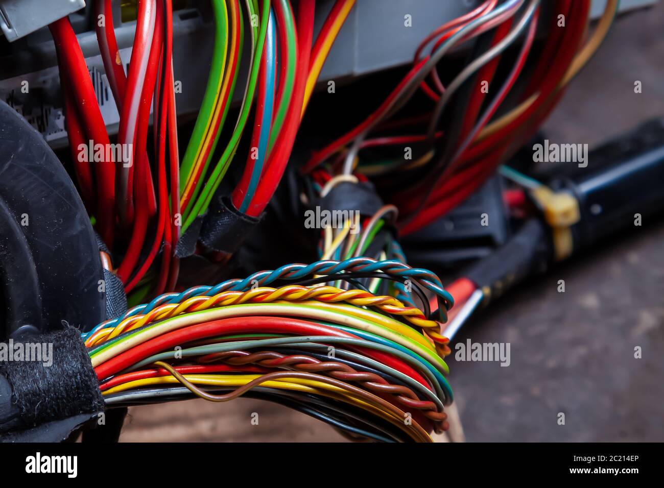 Interconnect wires hi-res stock photography and images - Alamy