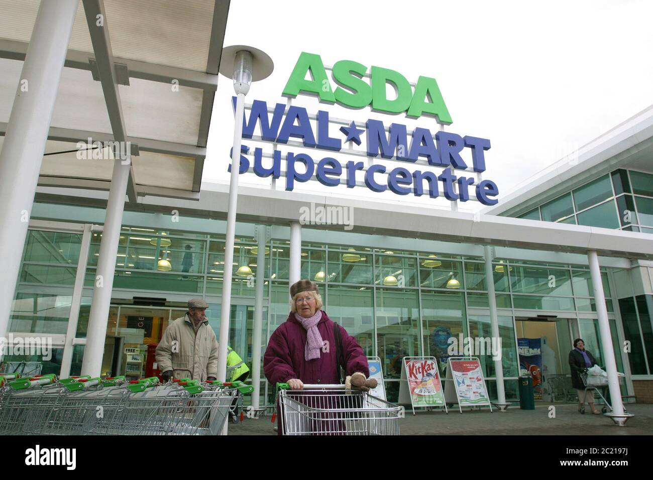 Asda Wal Mart supermarket in Sheffield England Photo: David Levenson ...