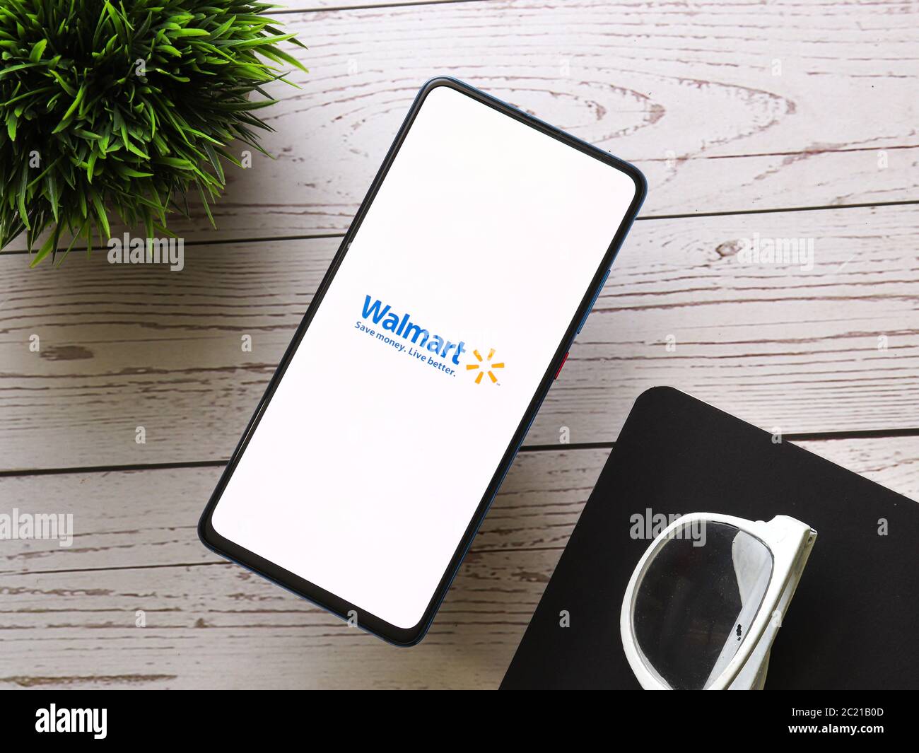 Wmt technology company logo hi-res stock photography and images - Alamy
