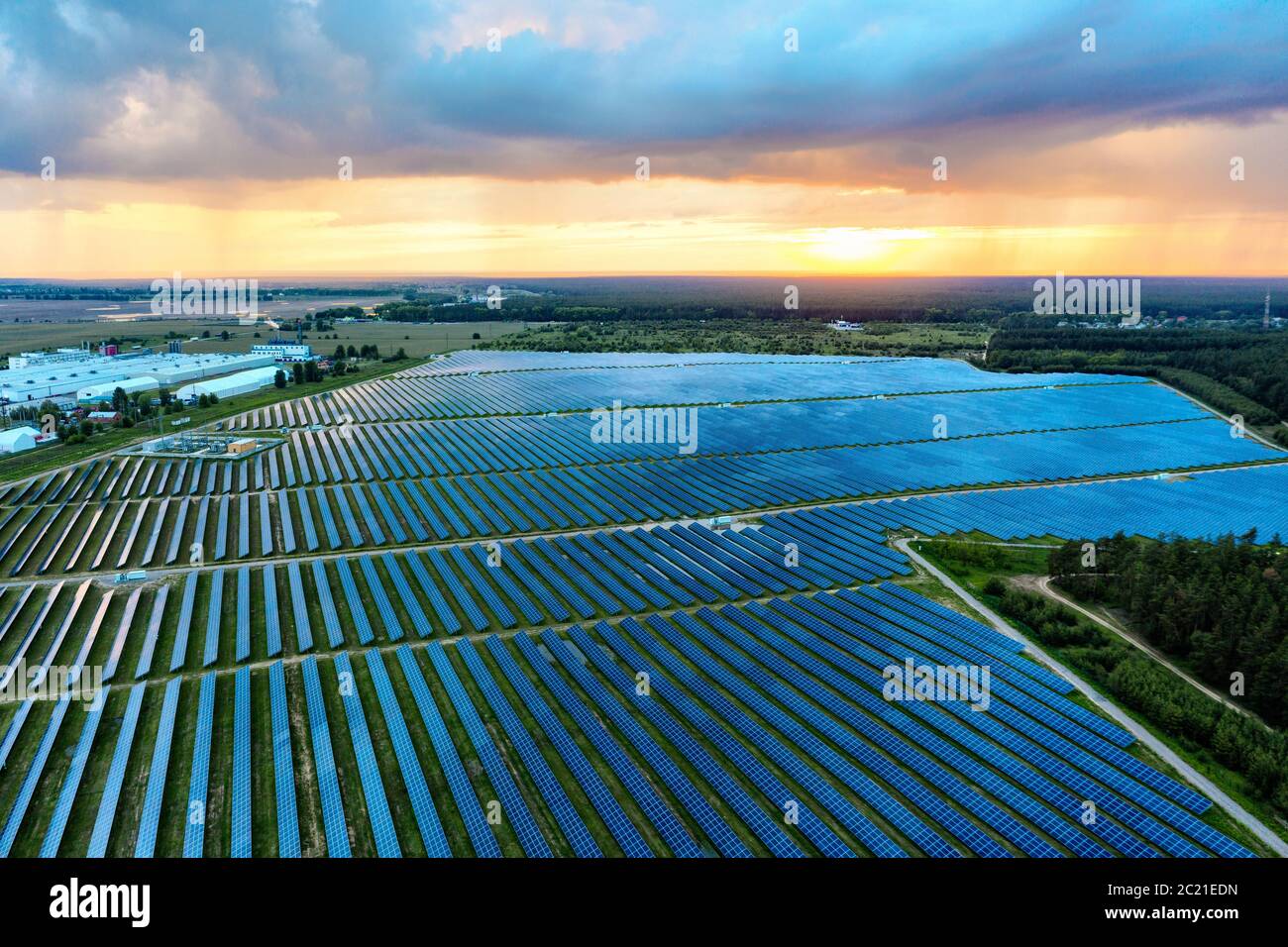 Solar power generation system hi-res stock photography and images - Alamy