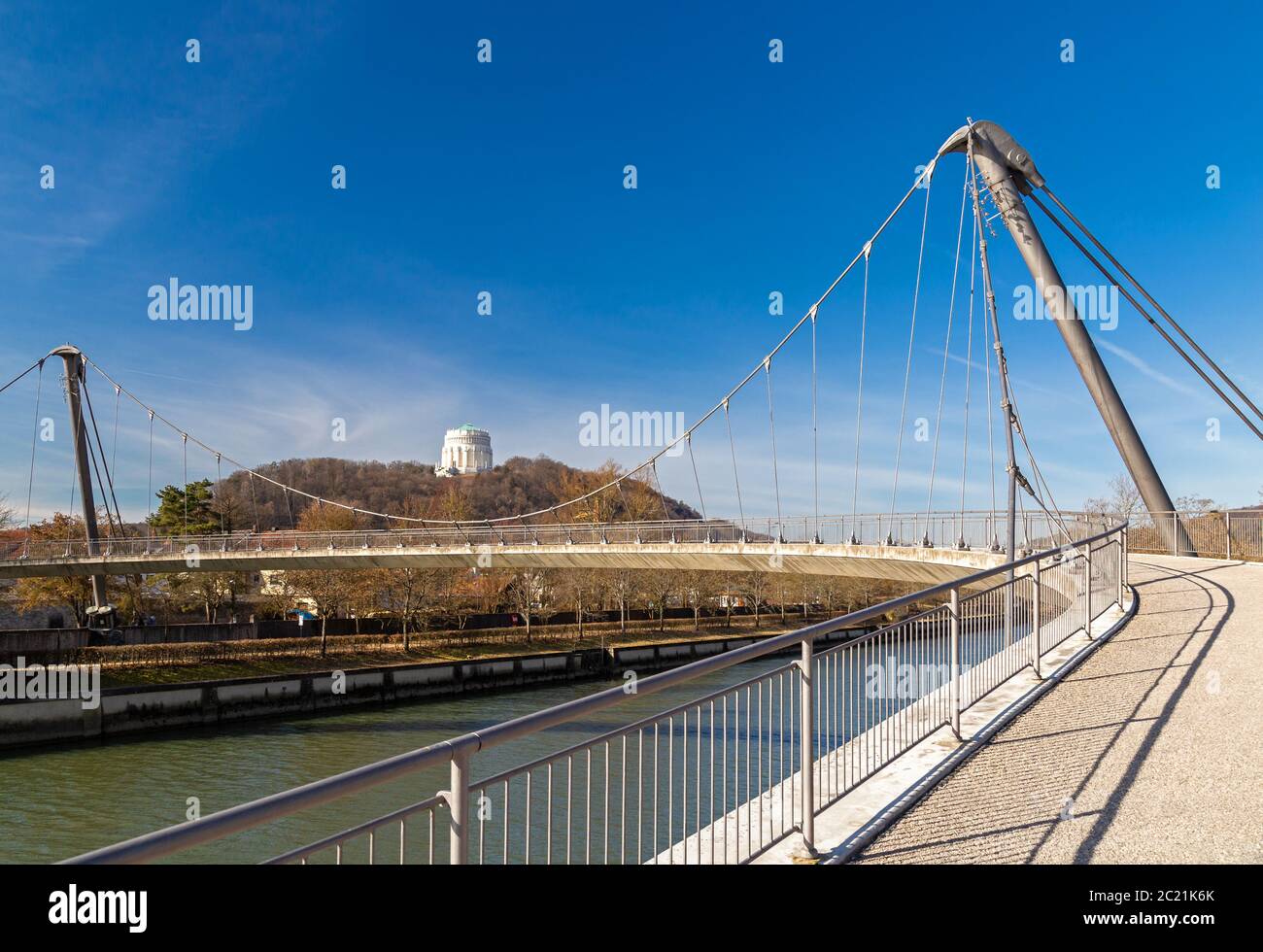 Overpass pedestrian bridge footbridge hi-res stock photography and ...