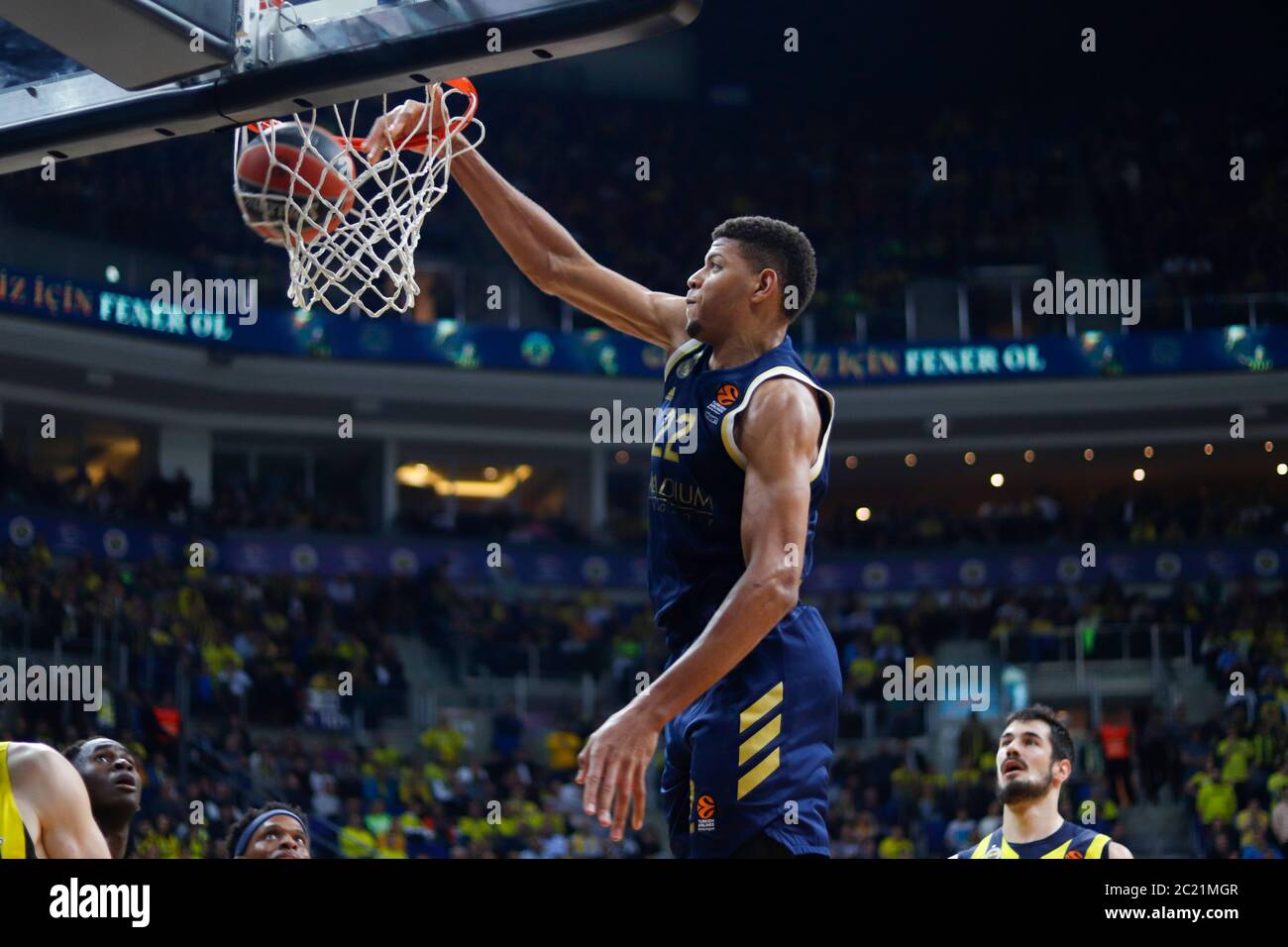Walter tavares dunk hi-res stock photography and images - Alamy