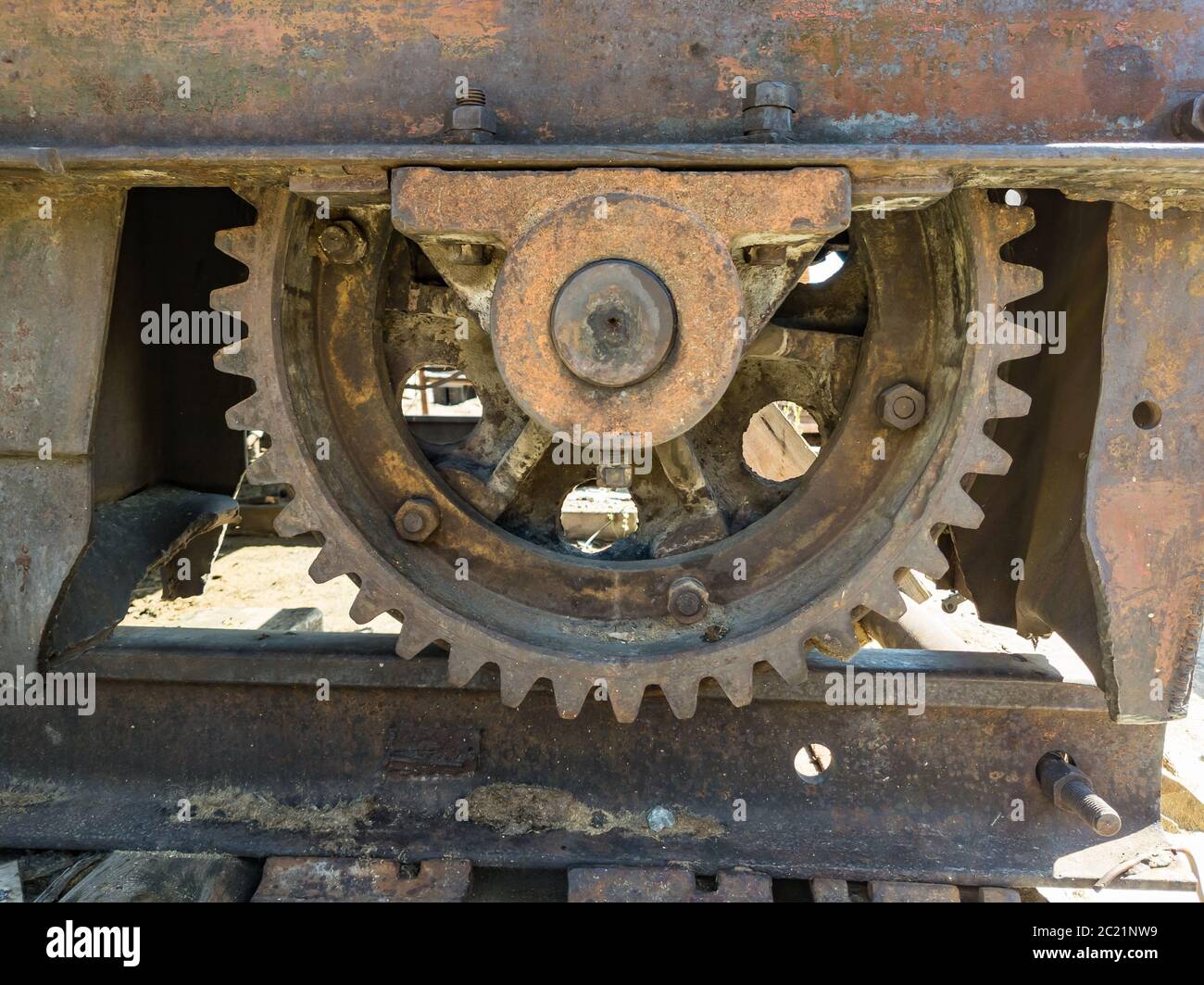 Rotten wheel nuts hi-res stock photography and images - Alamy
