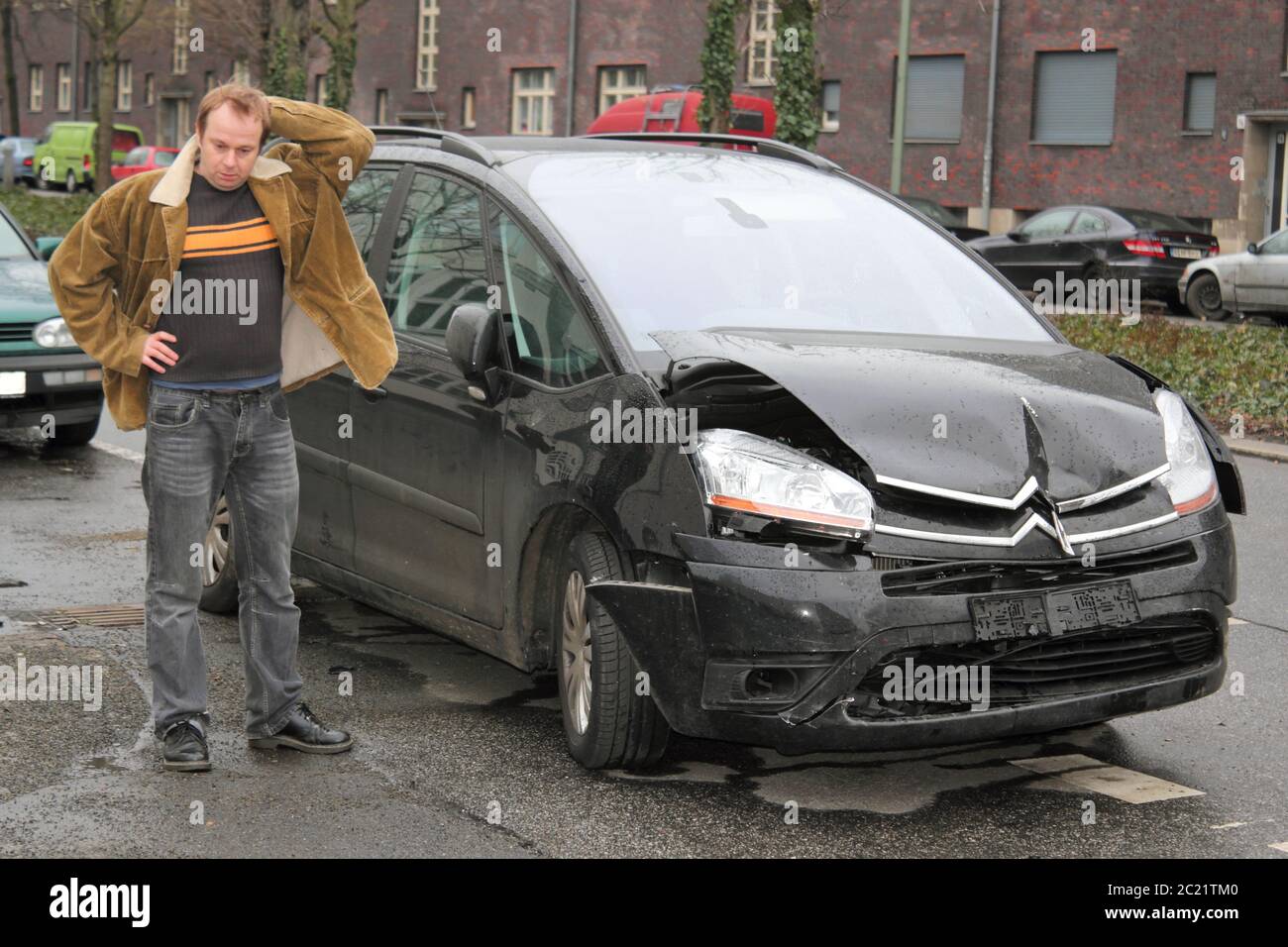 Accidental damage hi-res stock photography and images - Alamy