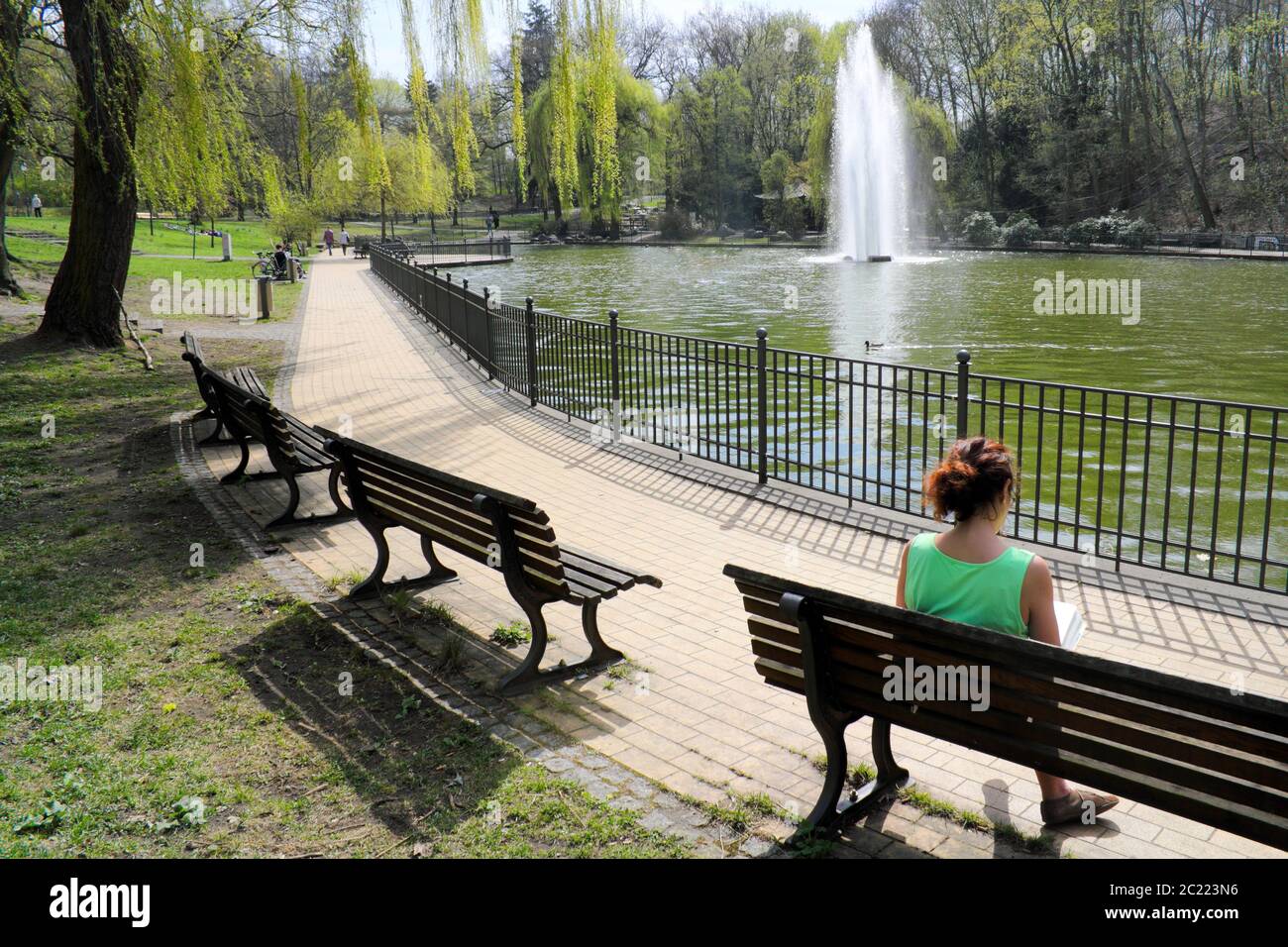 Reading parks hi-res stock photography and images - Alamy