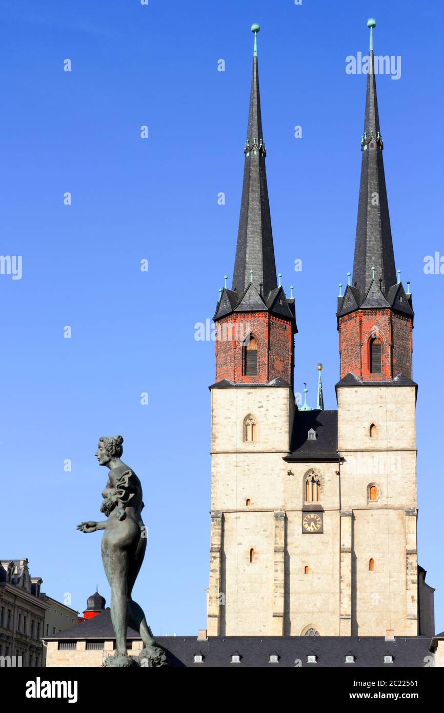 Blue towers hi-res stock photography and images - Alamy