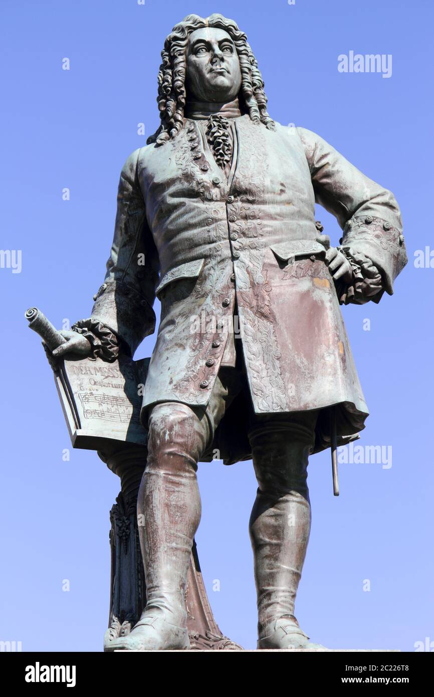 Handel statue hi-res stock photography and images - Alamy