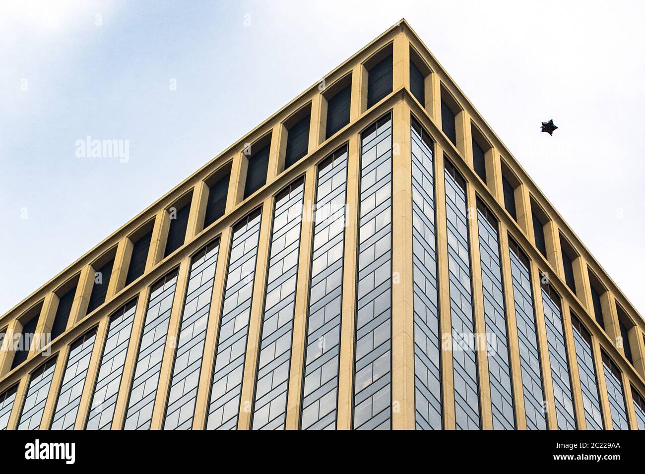 437 madison avenue hi-res stock photography and images - Alamy