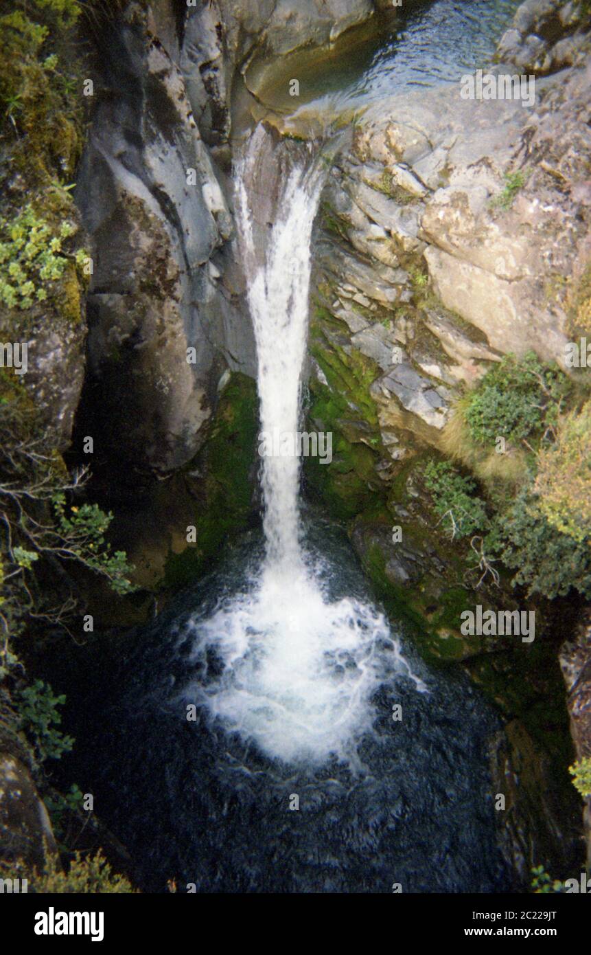 River over rock lip hi-res stock photography and images - Alamy