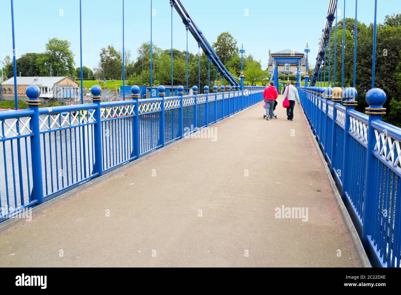 St andrews suspension bridge hi-res stock photography and images - Alamy