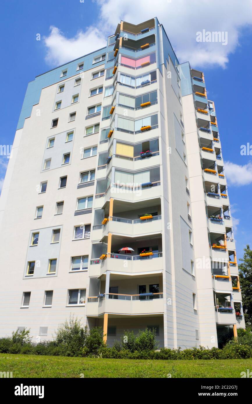 prefab high-rise building Stock Photo - Alamy