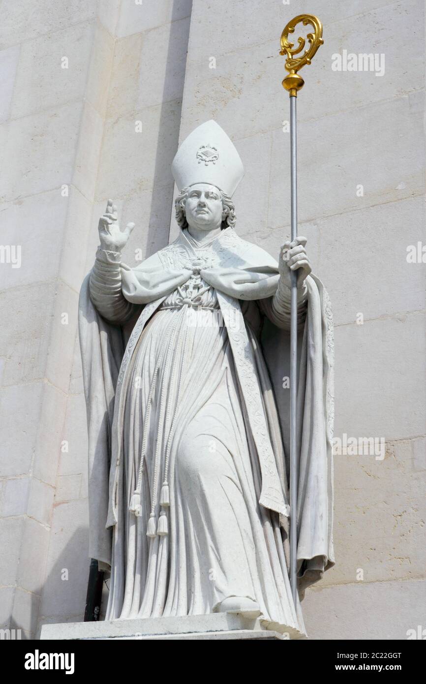 Sculpture at Salzburg Cathedral Stock Photo - Alamy