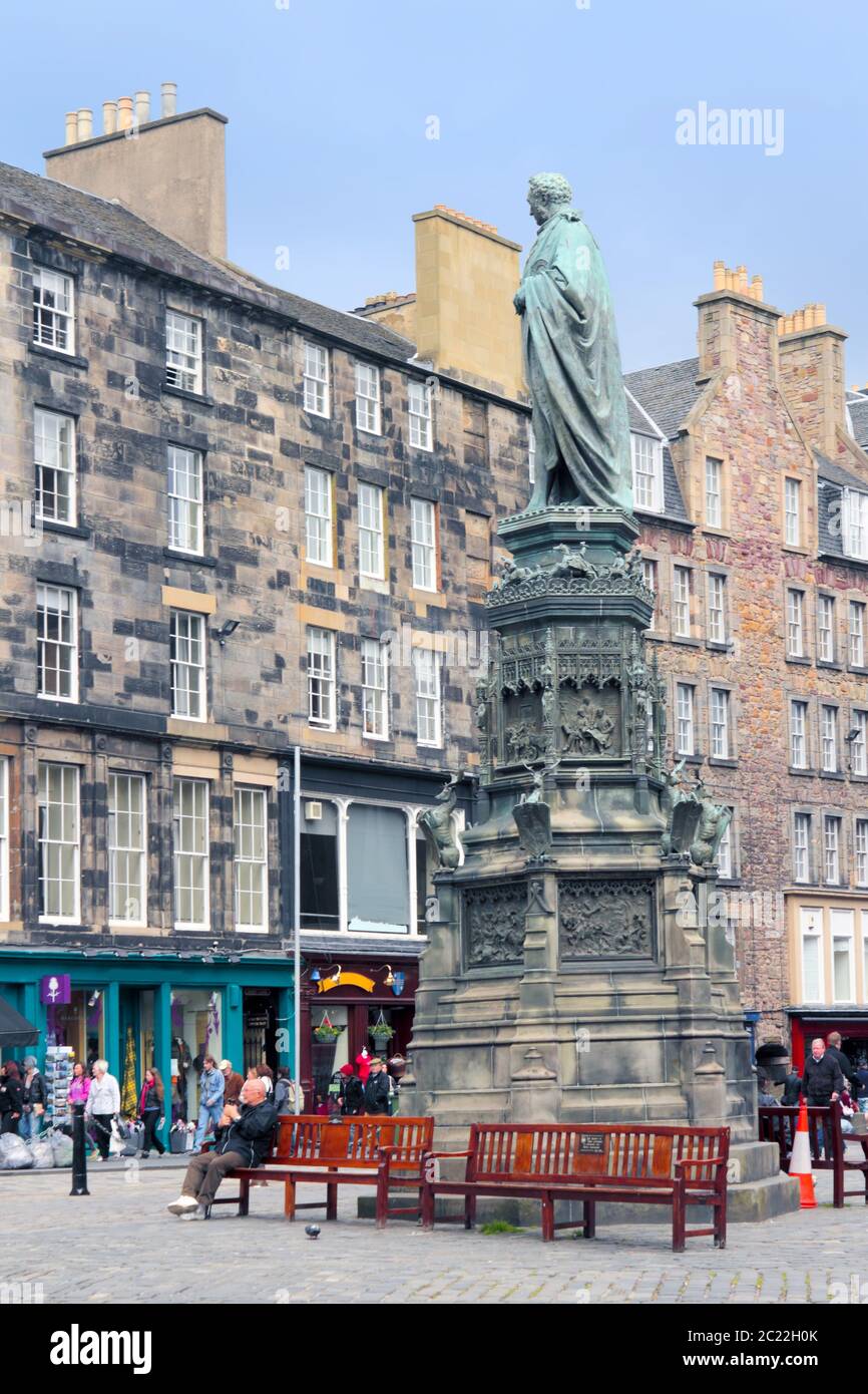 Walter Scott Memorial Stock Photo - Alamy