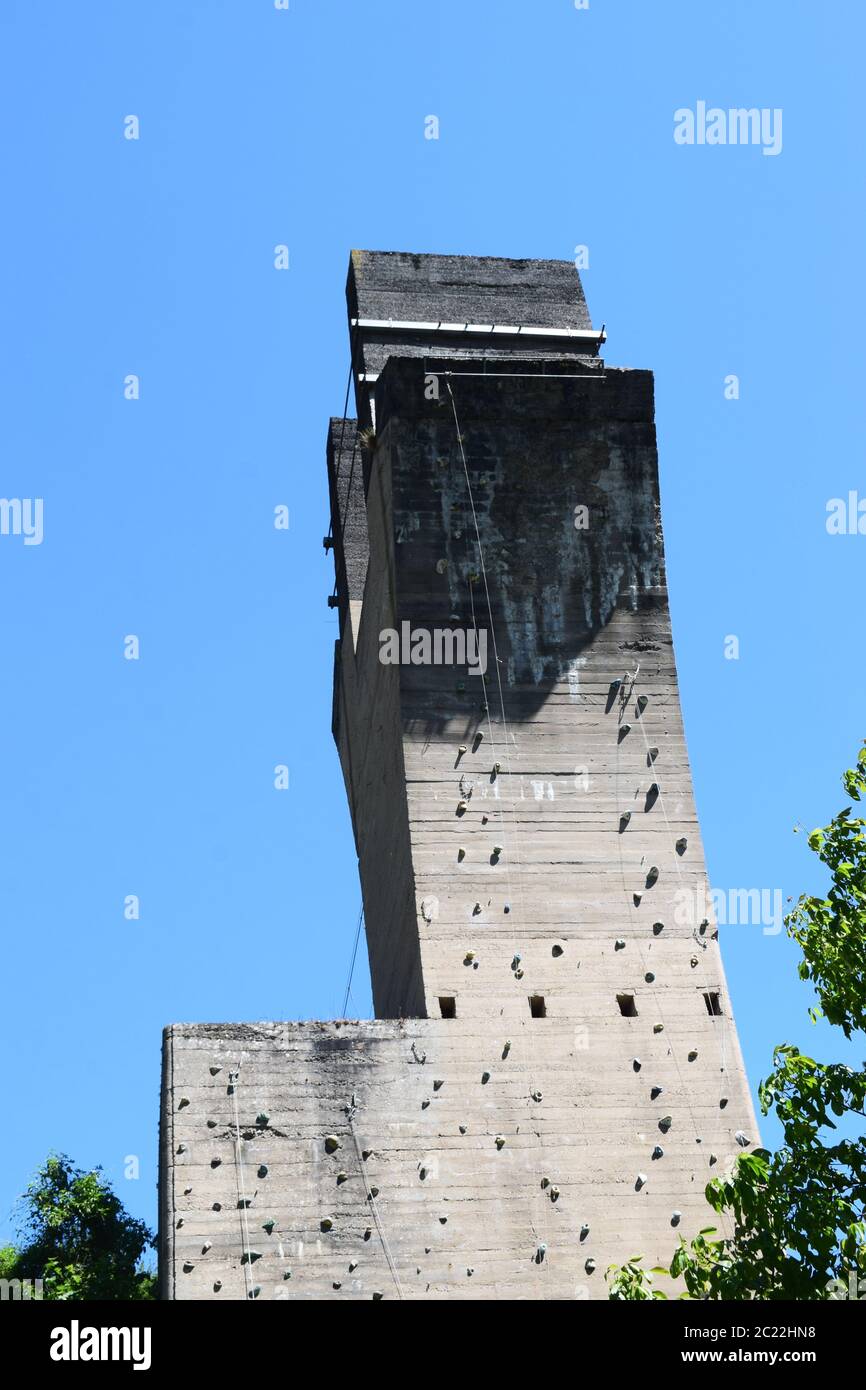 never finished bridge Viadukt Adenbauch Stock Photo - Alamy