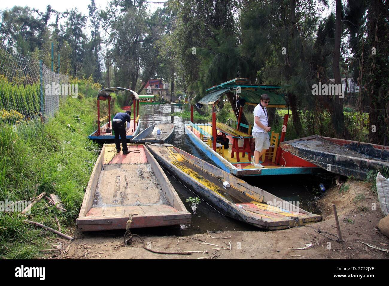 The island of the dolls (La Isla de las Muñecas) little islands in Lake ...