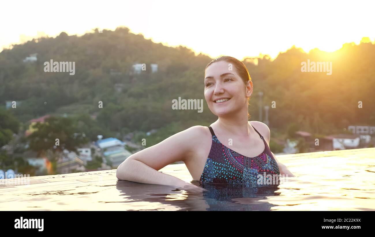 Tranquil swimming pool setting hi-res stock photography and images - Alamy