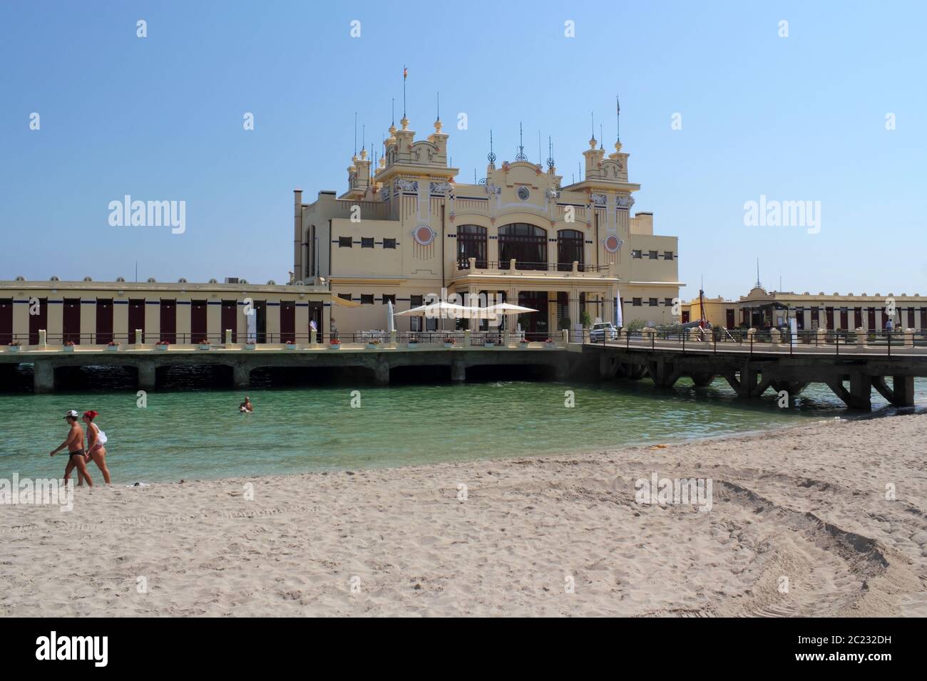 Beach bath hi-res stock photography and images - Alamy