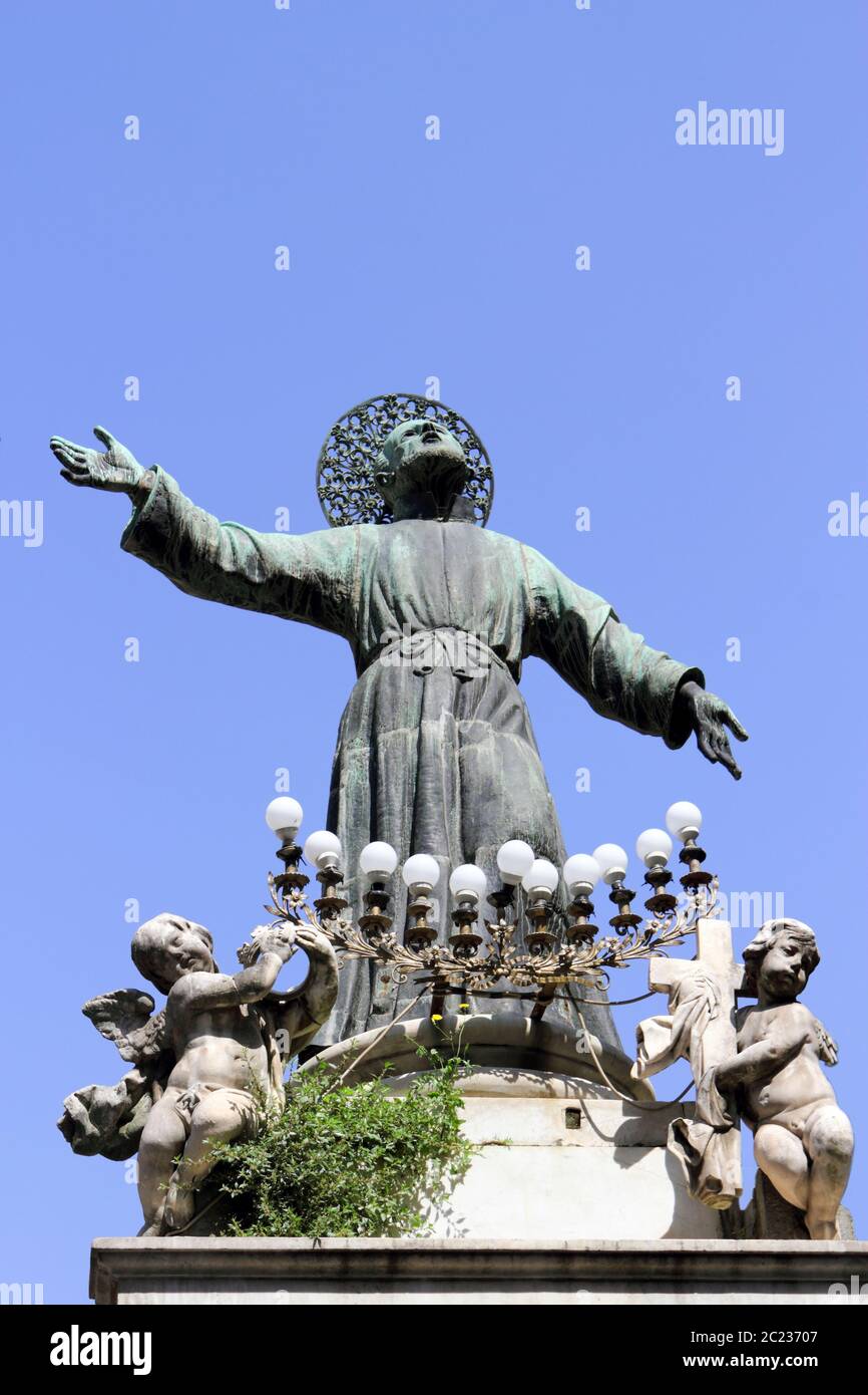 Sculpture in Naples Stock Photo - Alamy