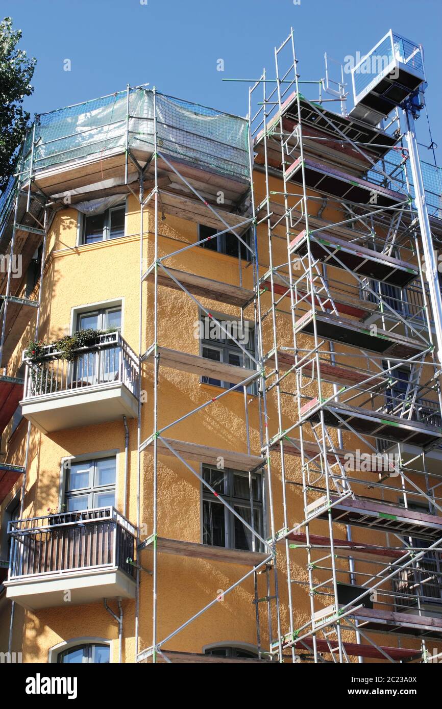 Building refurbishment hi-res stock photography and images - Alamy