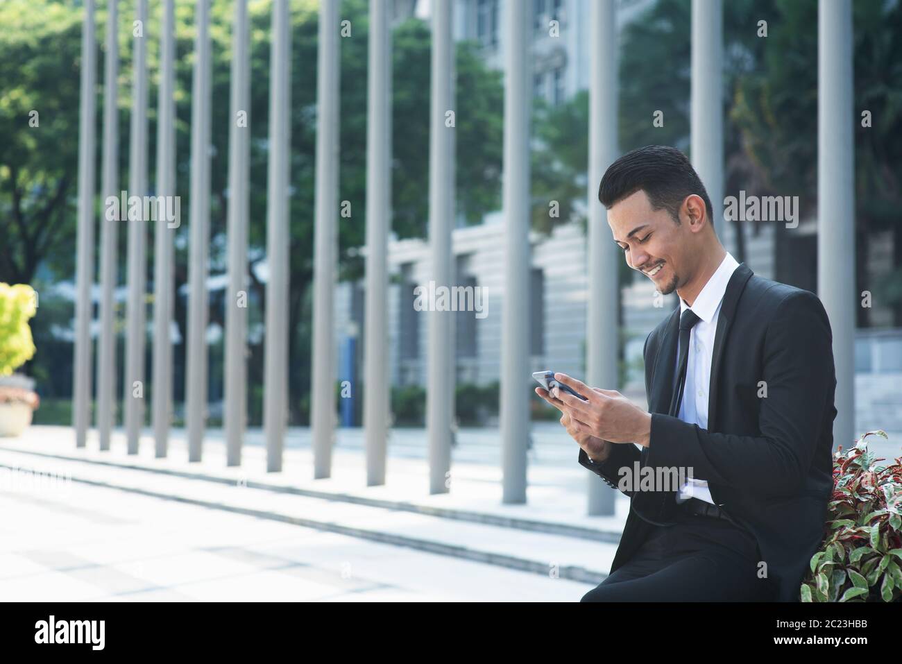 Office hour hi-res stock photography and images - Alamy