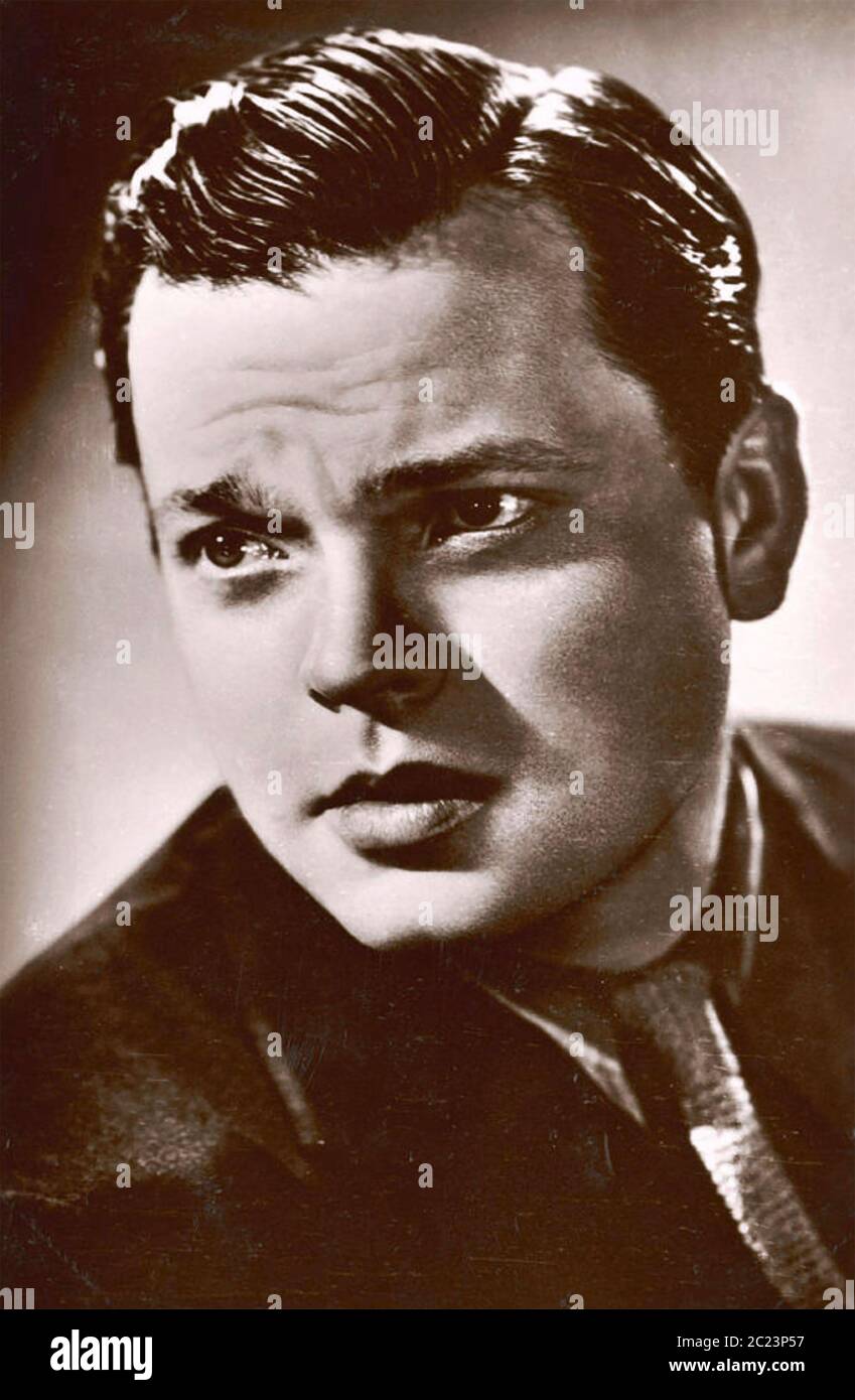 American actor and director hi-res stock photography and images - Alamy
